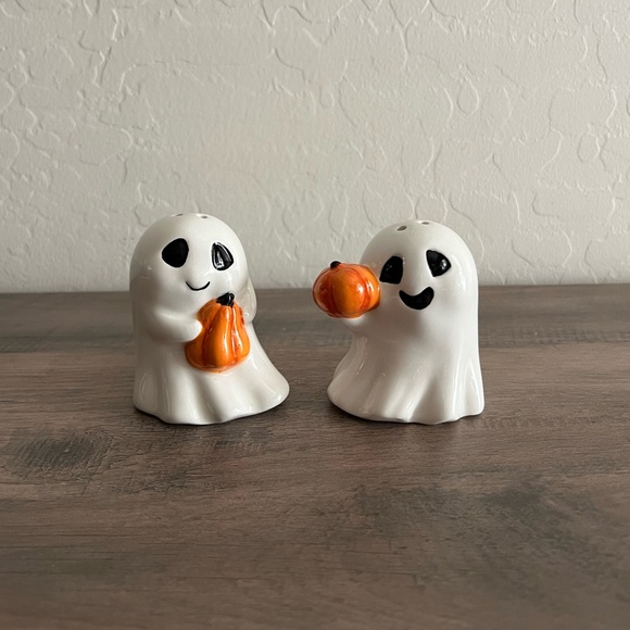 Holiday Home Goods Tjmaxx Halloween Ghost With Pumpkins Ceramic Salt